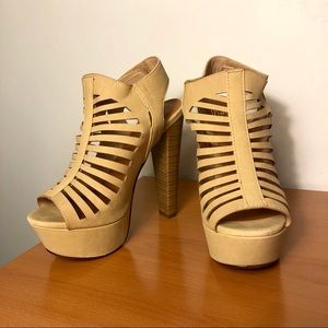 Speed Limit 98 | Shoes | Speed Limit 98 Beige Heels | Poshmark